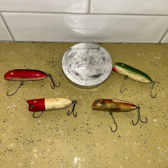 Other | Vintage Fishing Decor Lot Wood Lures Poppers Top Water Leader ...